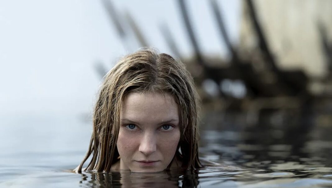 Lord of the Rings: The Rings of Power - Galadriel Power Explained