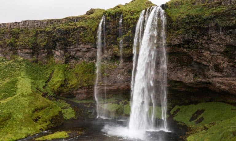35 Biggest Waterfalls in the World - Explore the World | Editorialge