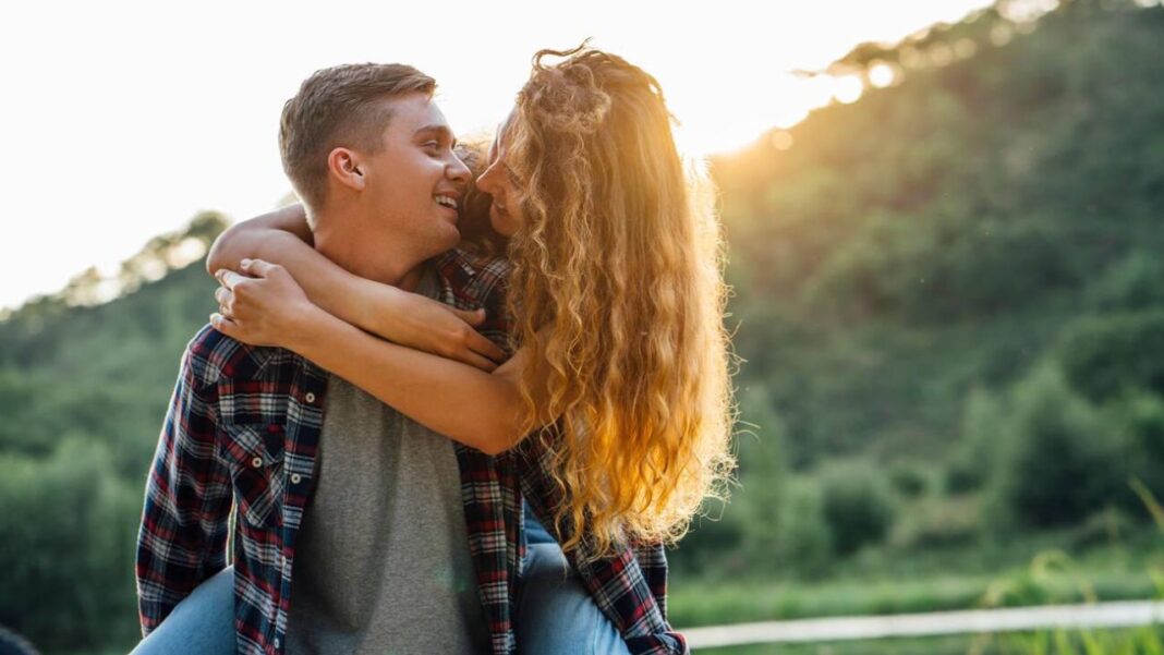 Planning Intimate Getaways for Couples | Editorialge