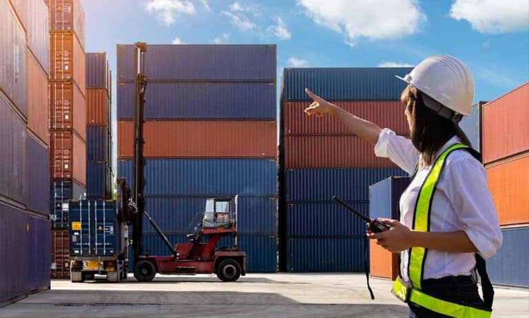 Top 12 Logistics Companies in North America: 2025 Rankings List