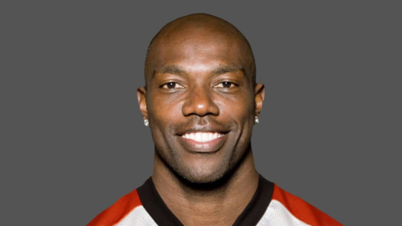 Discover How Tall is Terrell Owens: Shocking Stats Revealed!