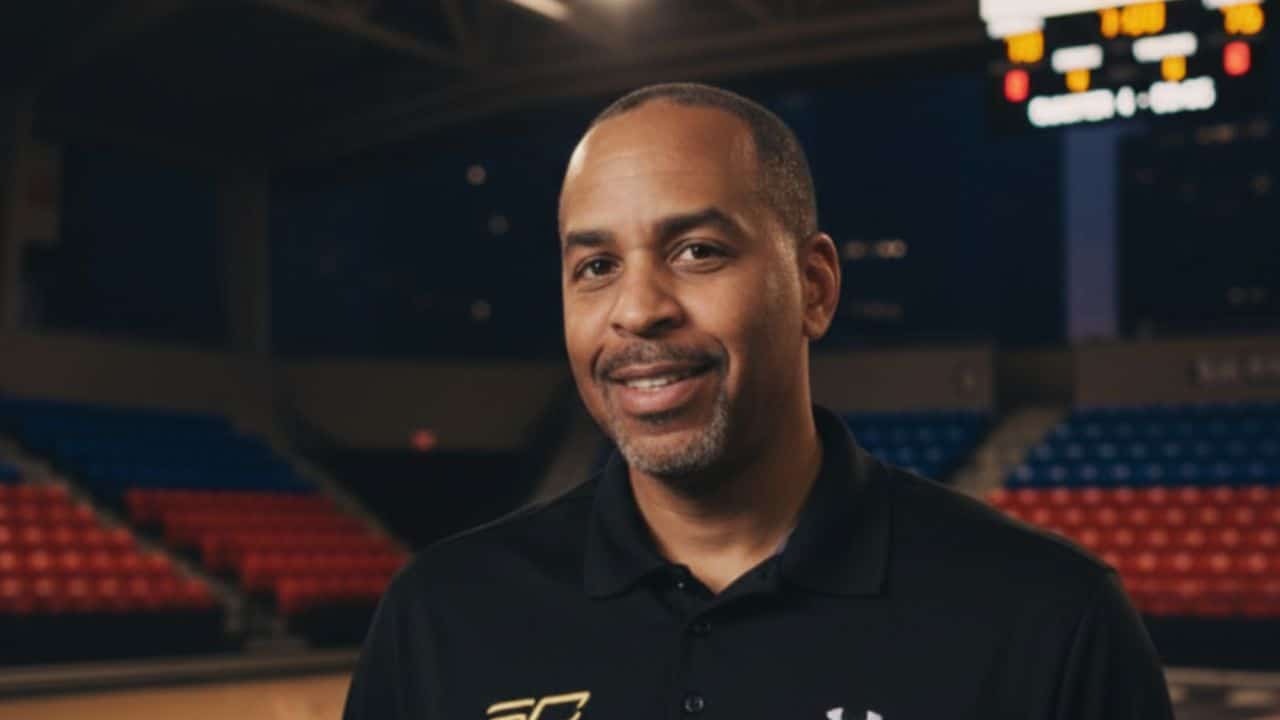 Alaska WiFi: Your Ultimate Guide on a Flight in 2025